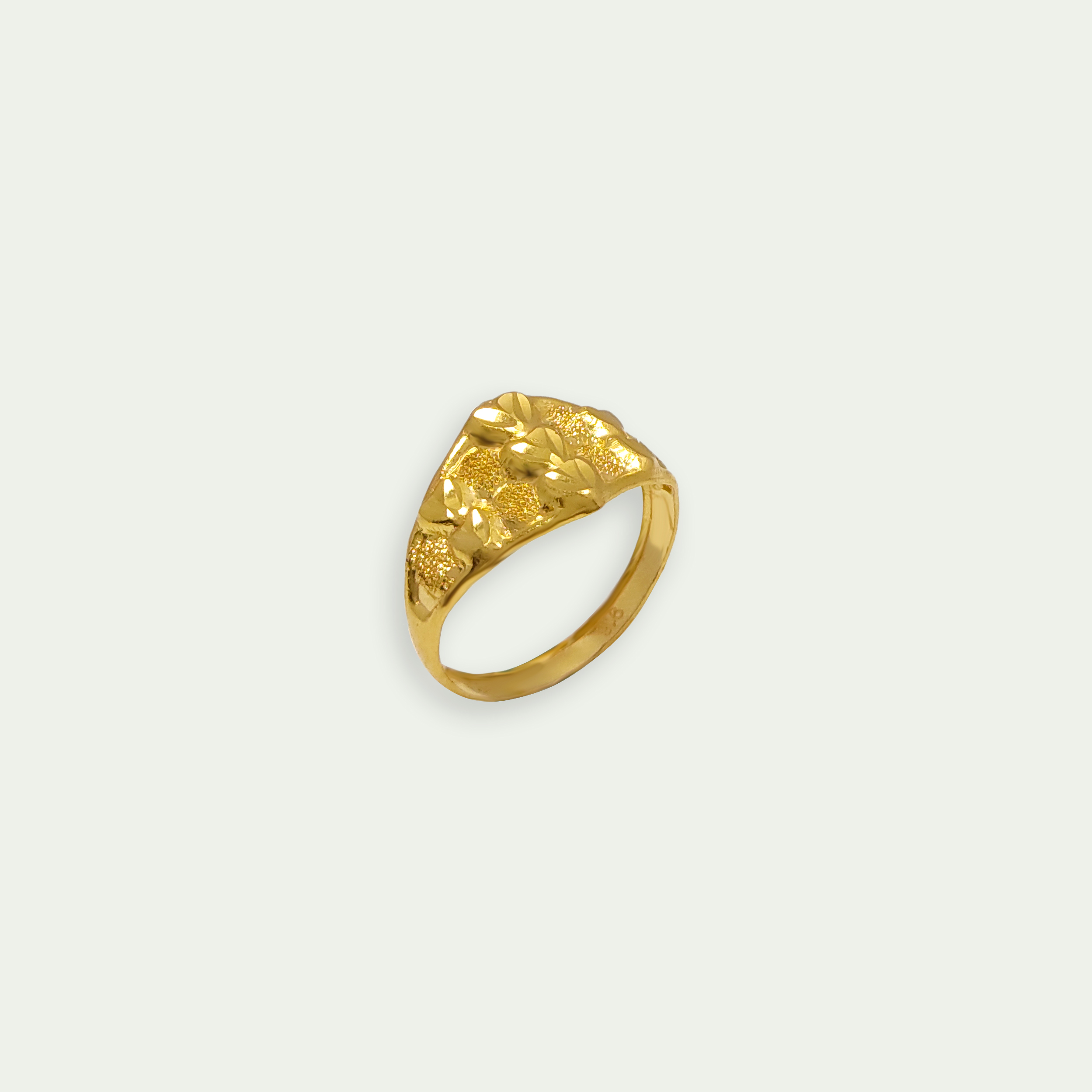 22K - Ring with hearts – Javeri Jewellery